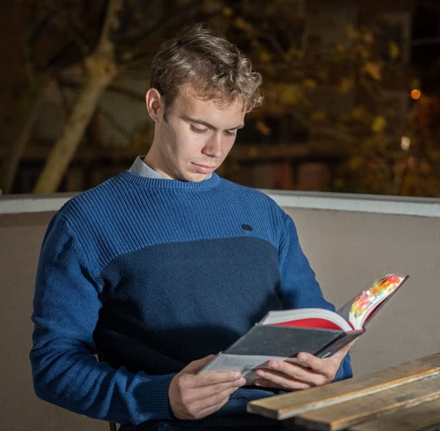 WeUp: La app que crea contenido para LinkedIn en segundos